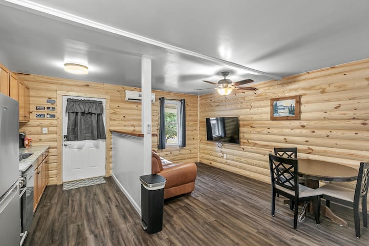 "The Cabin", Cozy Apartment In Country Setting - Lake Francis, Enterprise