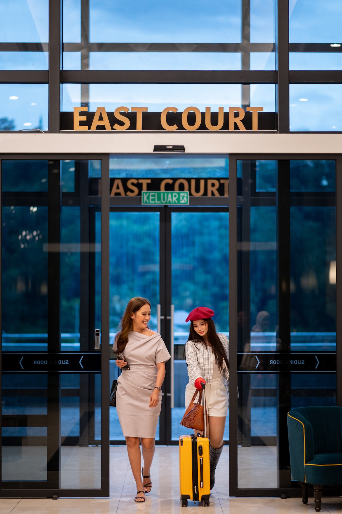 Monolocale tranquillo all'ultimo piano vicino a 1 Utama e MRT - Airbnb