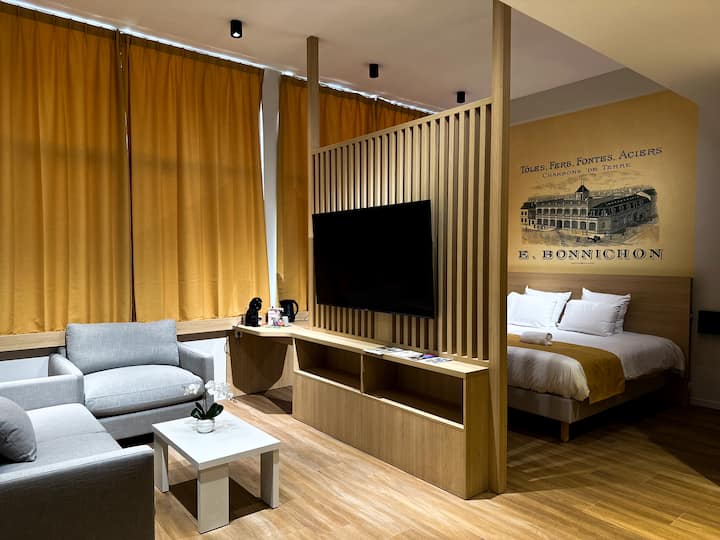 Loft E. Bonnichon • L’espace D’une Suite - Saint-Amand-Montrond