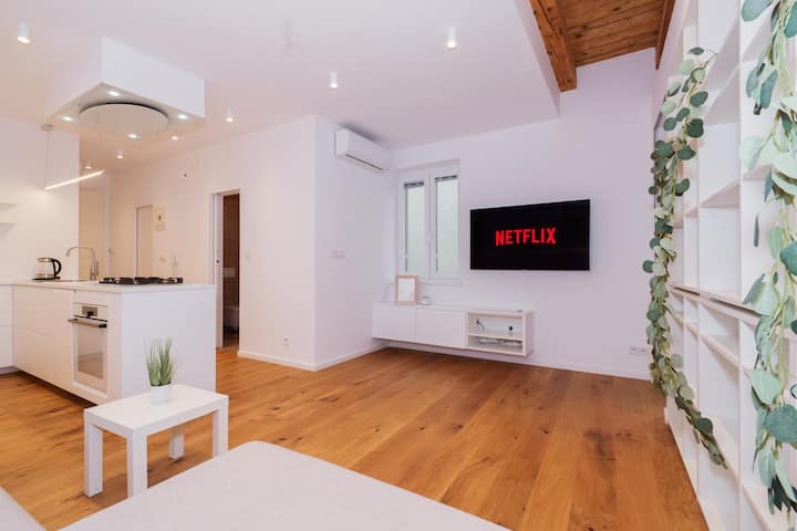 Historic Oldtown Modern Greenland - Bratislava