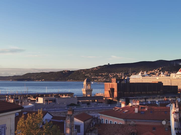 Centro Storico X8 Appartamento Di Lusso Vista Mare - Trieste