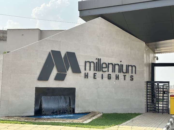 Modern Studio | Millennium Heights | Harare - Harare