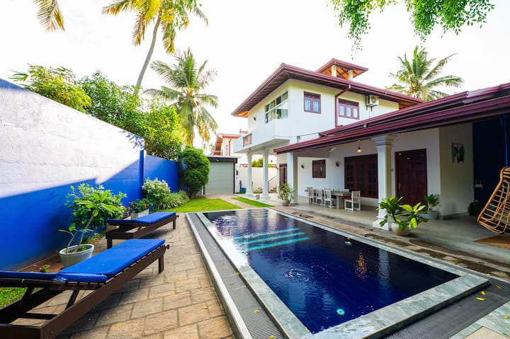 Araliya Pool House
A Calm Fully Equipped Home - Hikkaduwa