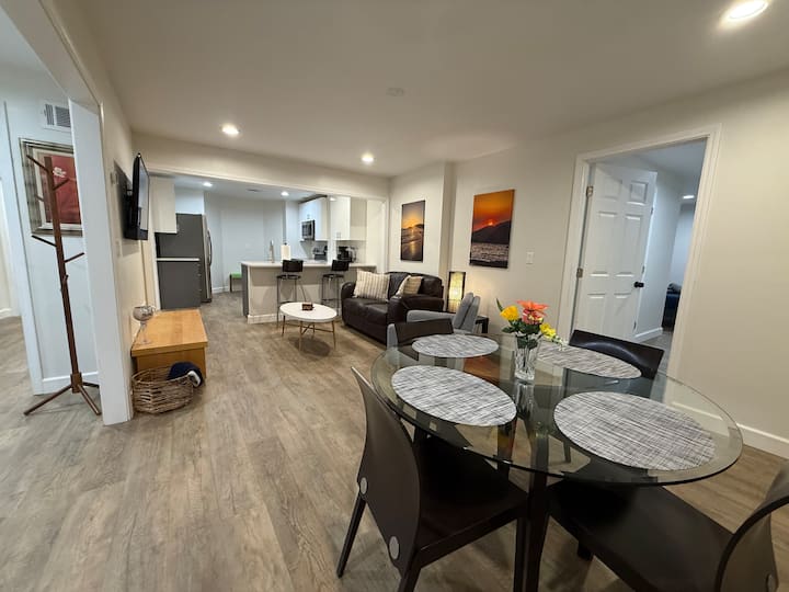 Comfy Modern 2br/2ba Open Kitchen Kennesaw Home - Marietta, GA