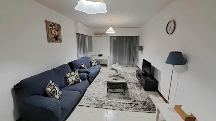 City Center+ Beach Walking Distance + Supermarket - Limassol