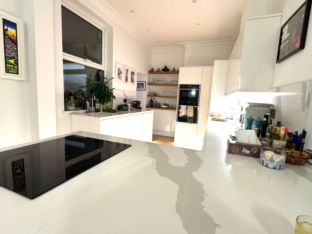 *Olive Tree Terrace* Stunning Sea Views & Spacious - Condominiums for ...