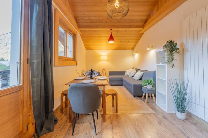 Modern Central Chamonix Apartment Mont Blanc Views - Chamonix