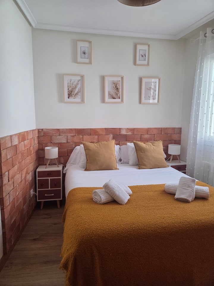 ÁTico En El Centro Histórico De Burgos - Burgos