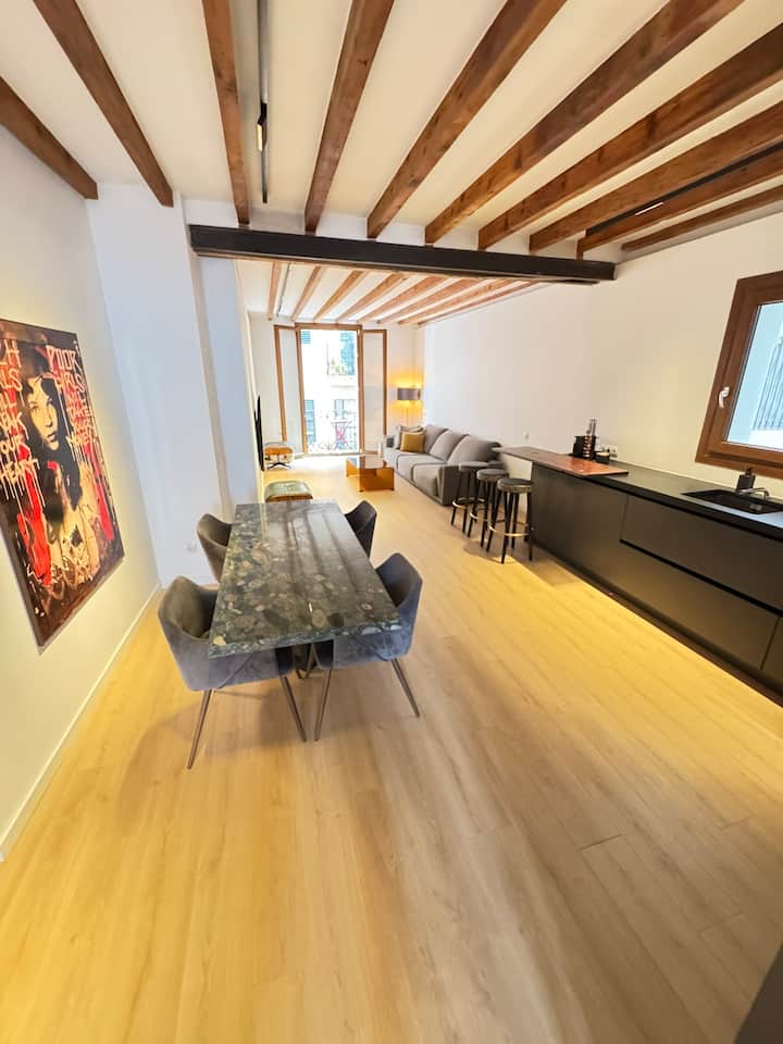 Old Town-gym & Private Pool - Renovated - Palma