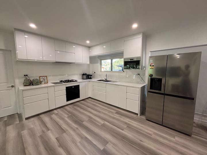 The Greenhill Getaway - Yarra Valley - Seville