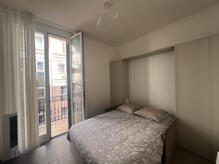 Studio - 2 Minutes De Monaco - Mônaco