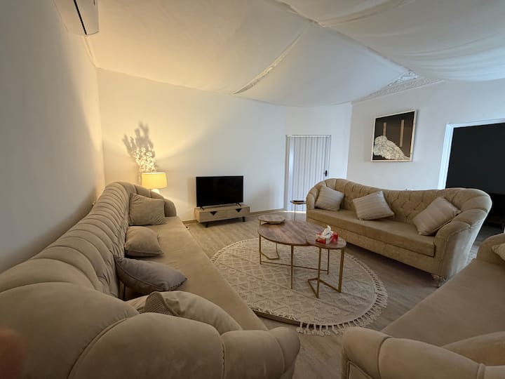 Salmiya Villa In Salem Almubarak Street - Koweït