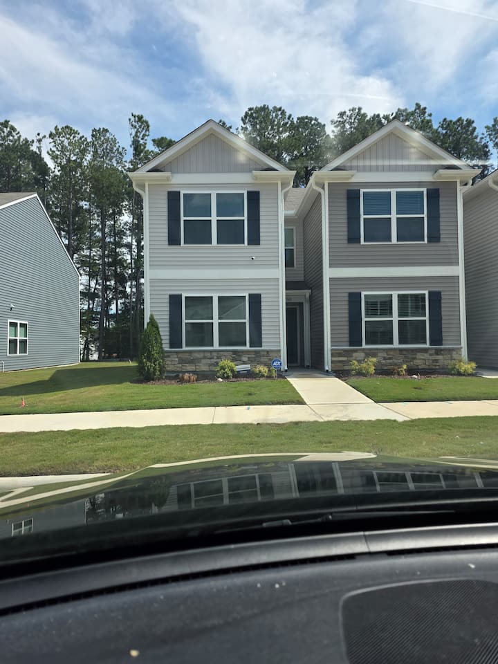 Brand New Townhome In A Safe And Quiet Environment - Wake Forest, NC