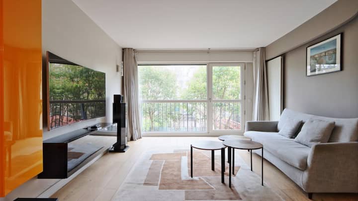 Champs-élysées | 4 Personnes | Vue Dégagée - Levallois-Perret