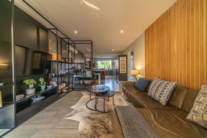 Franschhoek - Live Like A Local. - Franschhoek