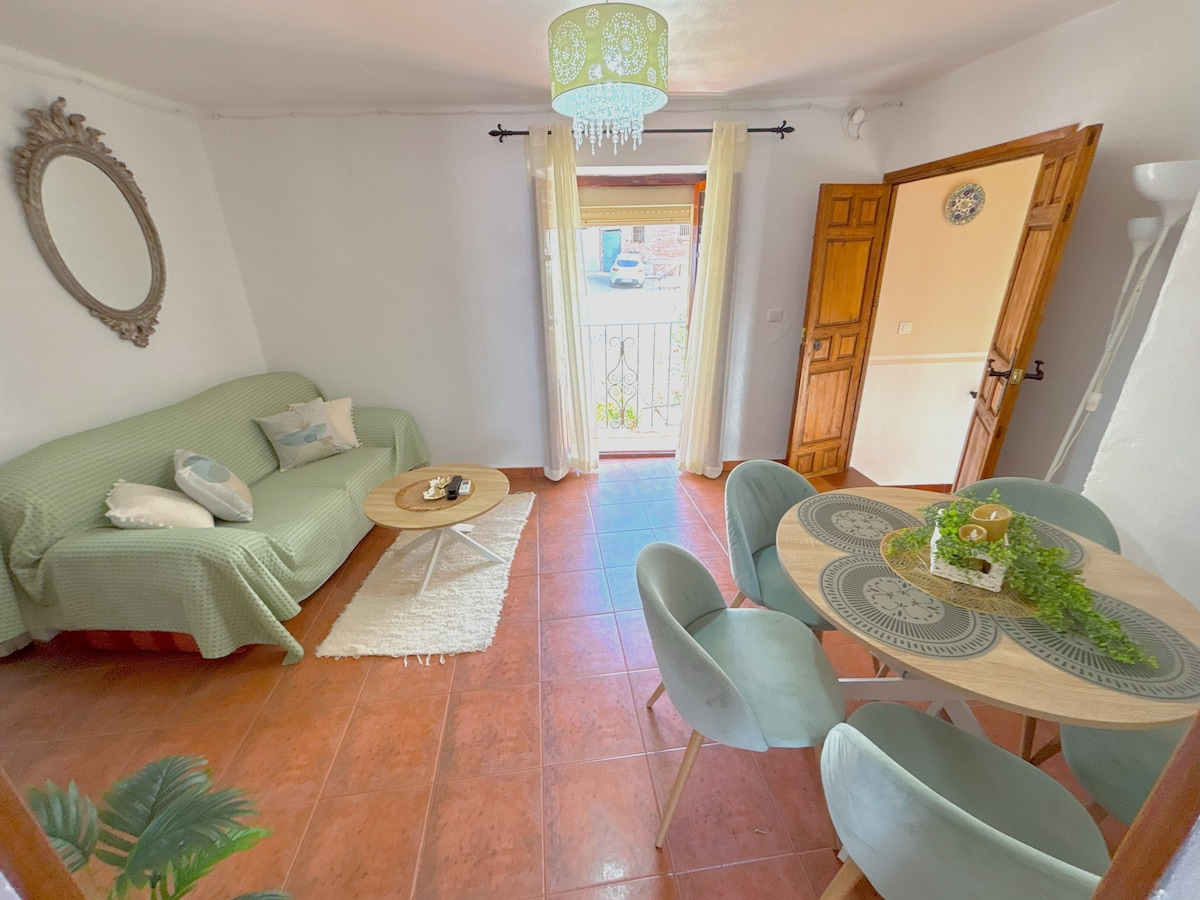 Evans Realty (BP) - Casa Higinea, centre + terrasse - Maisons à louer à ...
