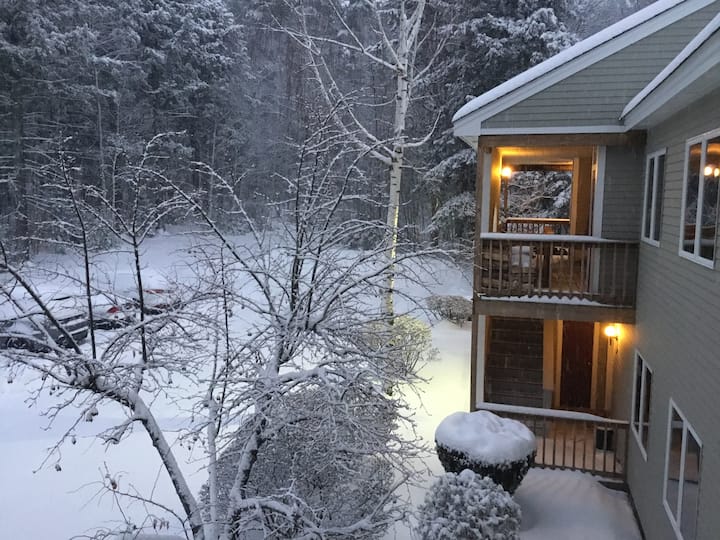 Spectacular Mountain Views At
Eagle Ridge - Conway, NH