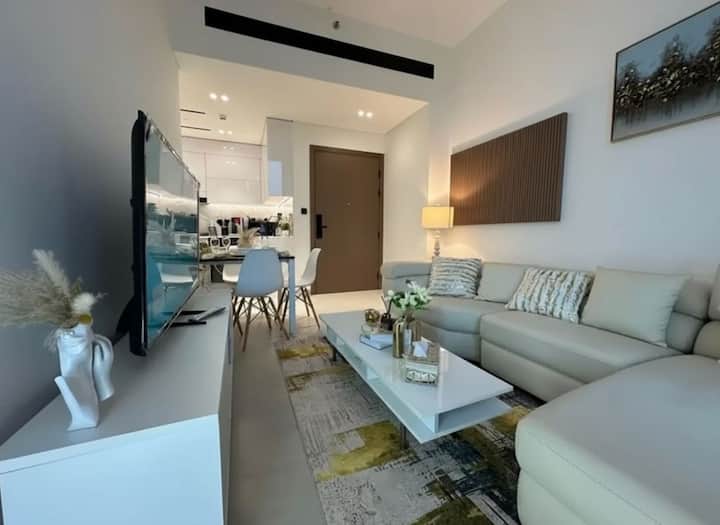 High Floor Apartment In Jvc - 杜拜