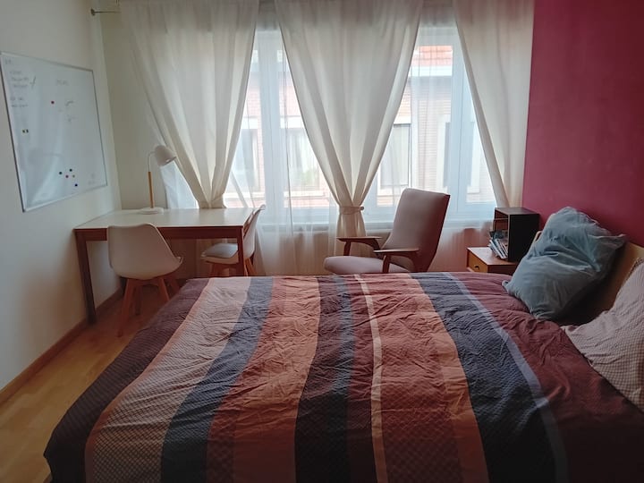 Ruime Kamer Dichtbij Station - Leuven