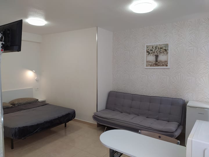 Lovely Stidio 
 Studio Near The Ocean - Puerto de la Cruz