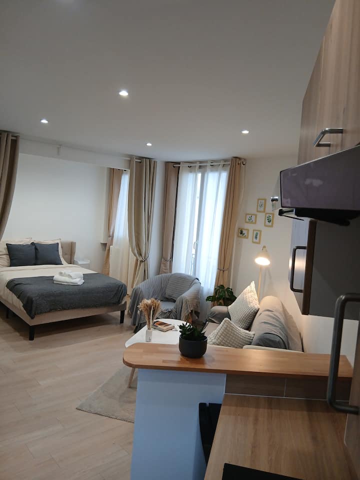 Lumineux Cosy & Rénové - 8 Mn Du Métro 14 - Clichy