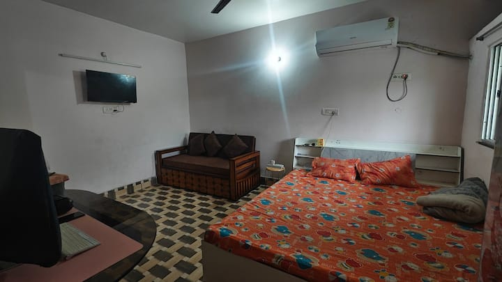 3bhk Ac, Green Balcony & Scenic Pondpark Circus - Calcuta