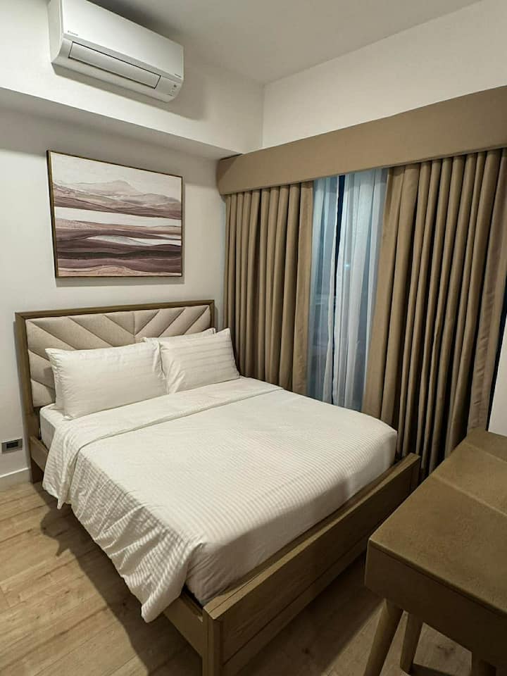 𝟑𝟖𝐓𝐇 𝐏𝐚𝐫𝐤 𝐀𝐯𝐞𝐧𝐮𝐞 | 2 Bedroom Unit - Cebu City