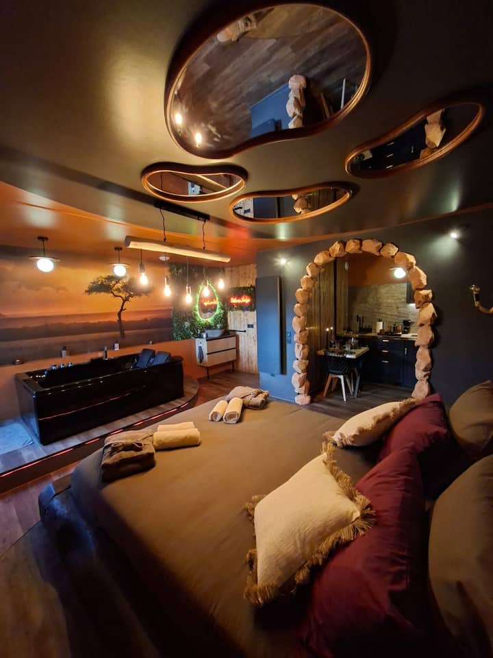 Hakuna.lodge | Love Room Balnéo - Disneyland 10min - Serris