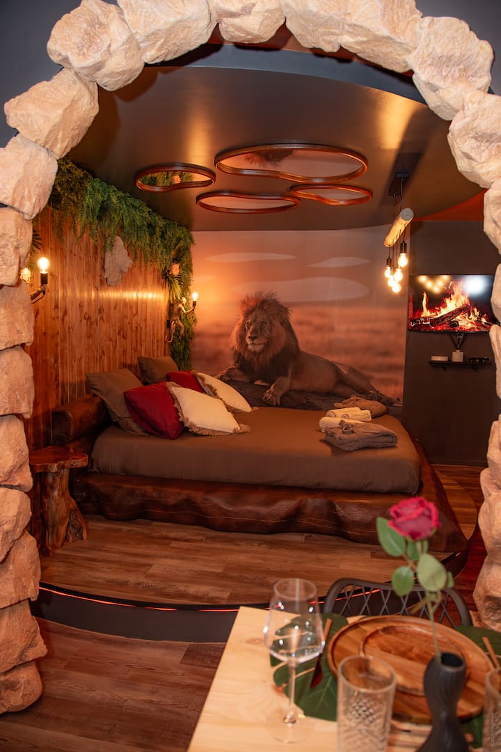 Love Room Balnéo Privée • Disneyland Paris - Serris