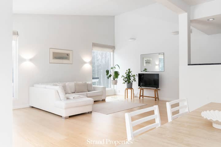 Charming Stone Villa In Nature Near Helsinki - Helsinki