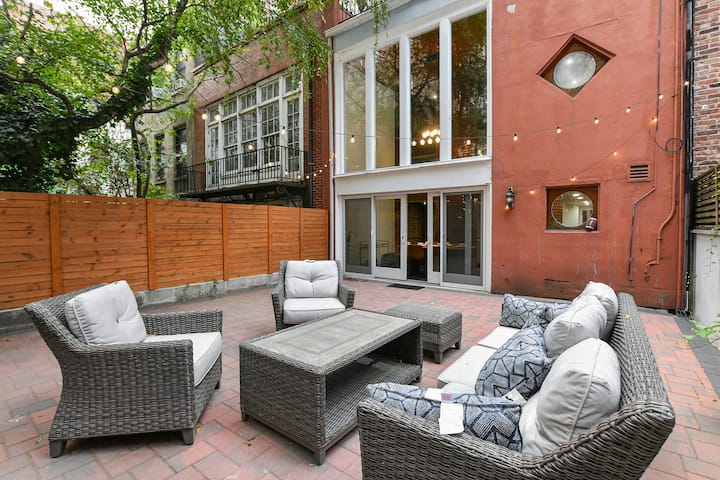 West Village Townhouse- 4 Bedroom W/ Massive Patio - New York City