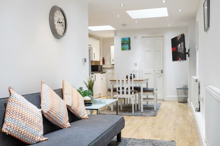 Modern Spacious Greenwich 2br Central Location - London