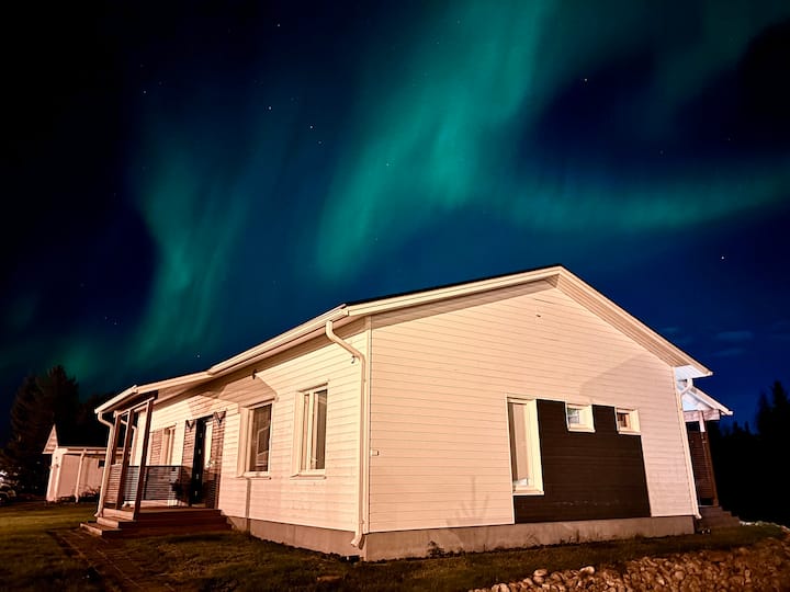 Arctic Villa Venni: 4br W/ Sauna - ロヴァニエミ