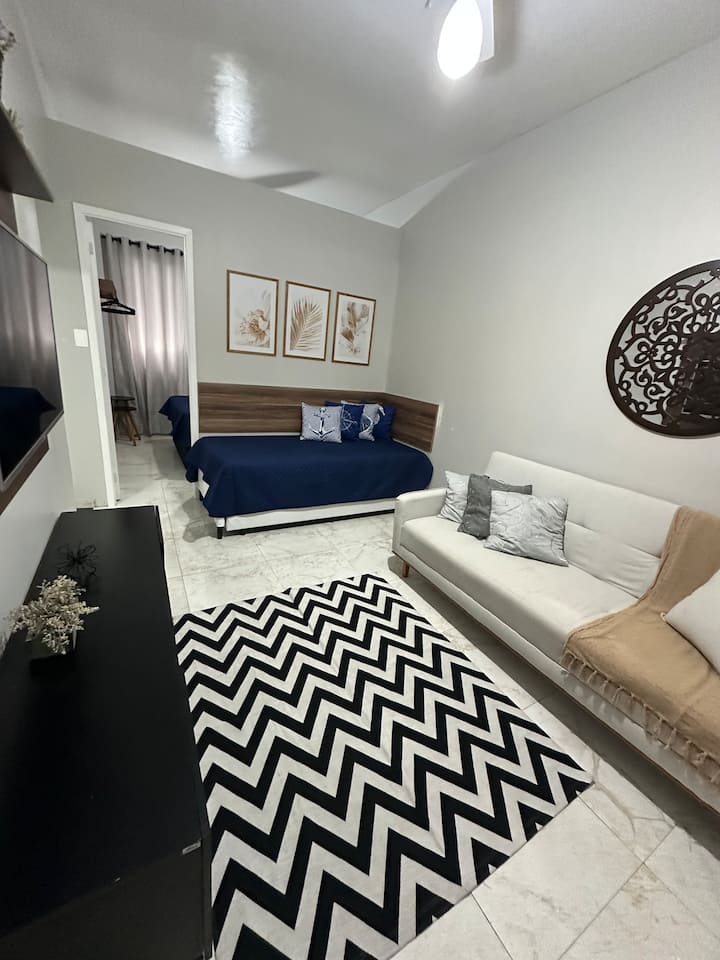 Refúgio Na Praia - Prédio Fte Praia C/ Garagem - Santos