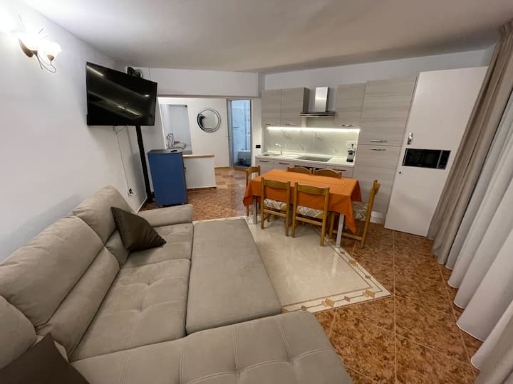 Izvor Apartament - Borșa