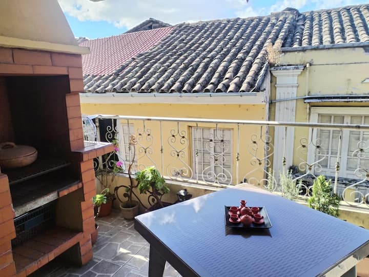 En El Centro De Guaranda - Bolivar