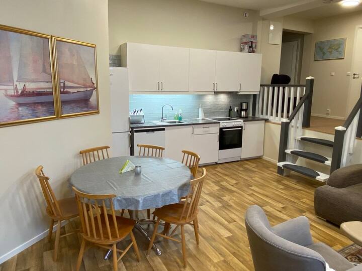 Workers Home • 6 Beds • 2 Bath • All-inc - Uddevalla