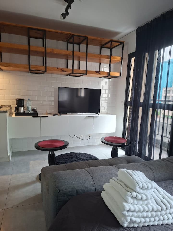 Apartamento | Bairro Liberdade | Ar Condicionado - Brasil