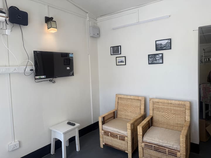 Ing Basa - A Warm Homely Cottage. (2bhk) - Shillong