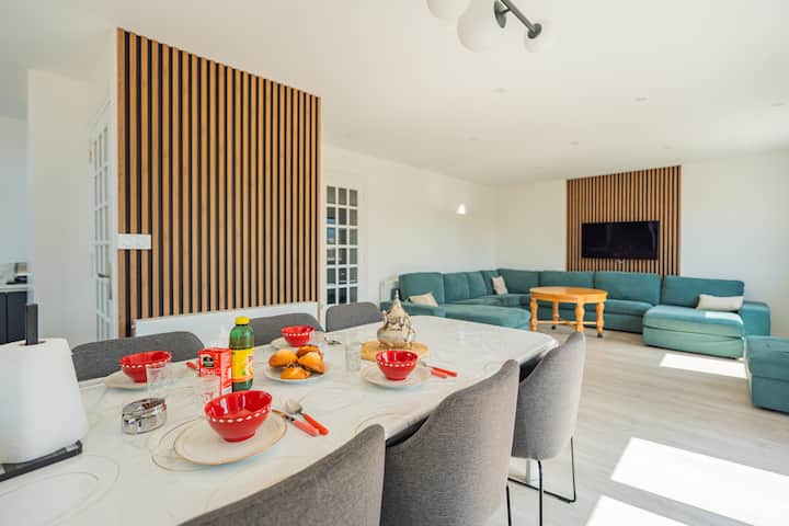 Villa Panorama – Maison De Charme Avec Jardin - Oyonnax