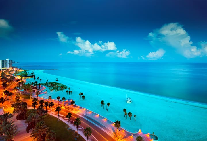 One Bed Bath Clearwater Beach - Dunedin, FL