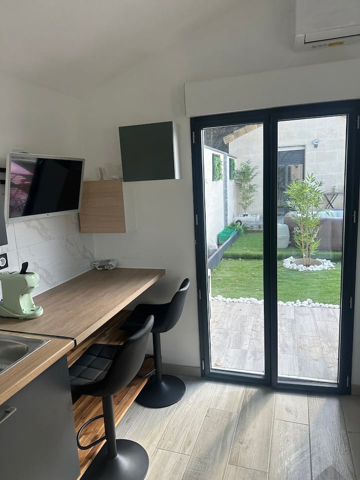 Appartement - Studio De Jardin - Tresses - Lormont