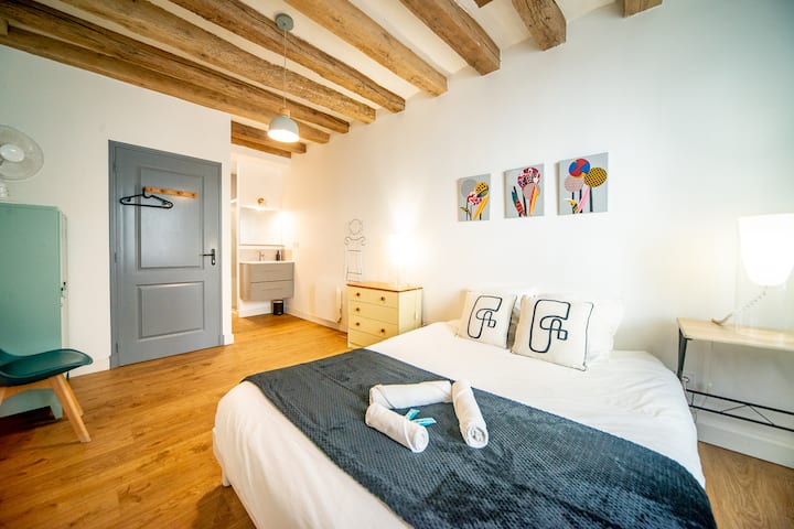 L'écritoire - Hypercentre - Les Halles - Netflix - Tours