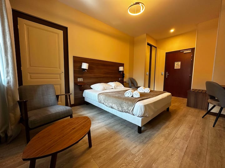 Chambre D'hôtel - Double Supérieure - Baume-les-Messieurs