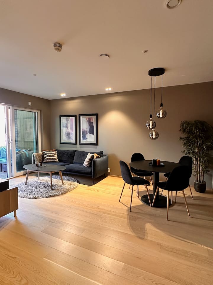 Stilfull Leilighet I Kristiansand Med Parkering - Kristiansand