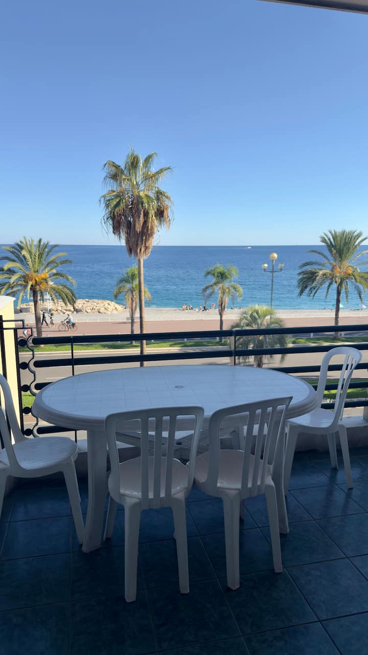 Superbe Appartement Traversant Avec Vue Sur La Mer - Saint-Laurent-du-Var