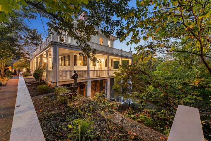 W.h. Reid Summer House - Eureka Springs, AR