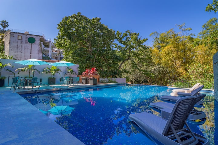 Casa Curacao - Oceanview Condo In Conchas Chinas - Puerto Vallarta