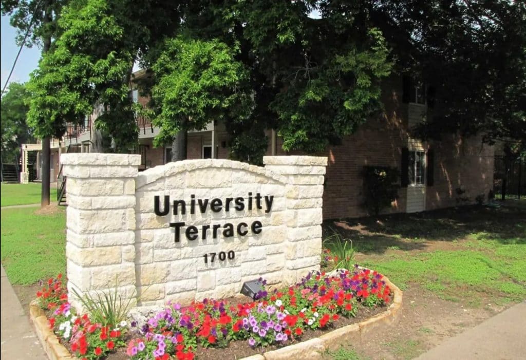 University Terrace Airbnb - Wohnungen zur Miete in College Station ...