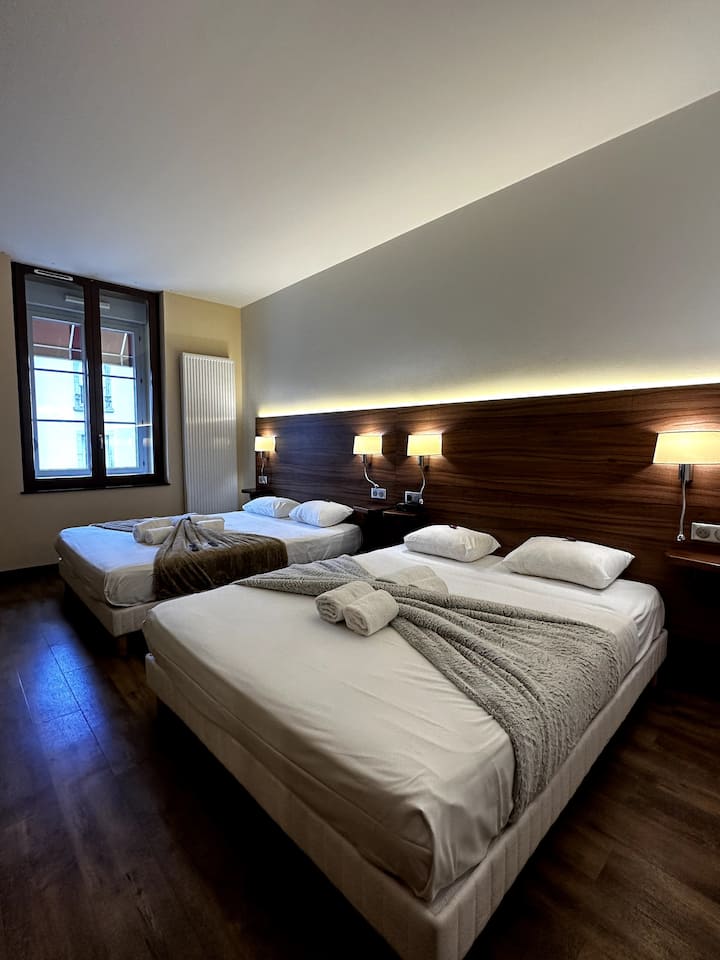 Chambre D'hôtel - Quadruple Supérieure - Baume-les-Messieurs